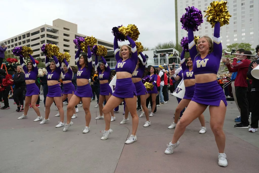 Ohio State Buckeyes vs Washington Huskies Pick & Prediction for Sunday ...